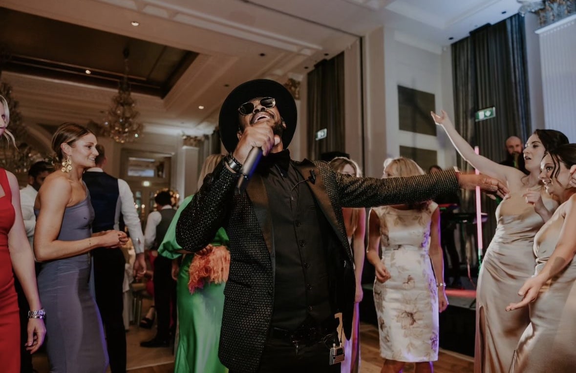 Exclusive Events deserve Exhilarating Entertainment - 5* Reviews